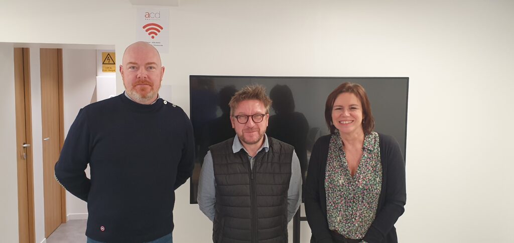 Optimeo organise la cession de EML Interactive à Nicolas FORTIER. | OPTIMEO